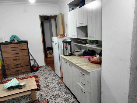 Чиланзар 6кв 1².5.5 кирпич 30м²
балкон 1.2/3 орр Парус срочно жойи зур