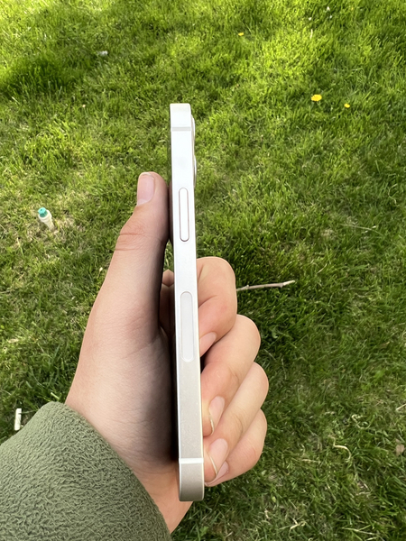 Iphone 12 mini, в хорошем состоянии