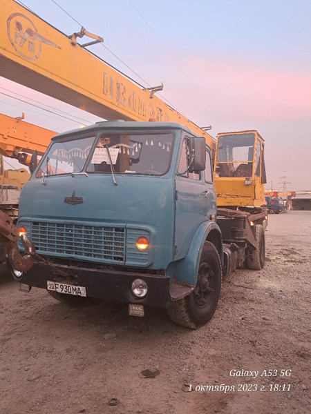 Автокран сотилади 12.5т 14м