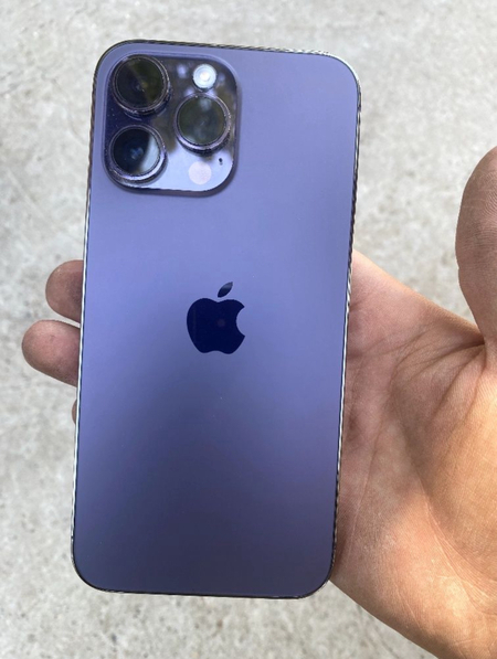 Iphone 14 pro purple