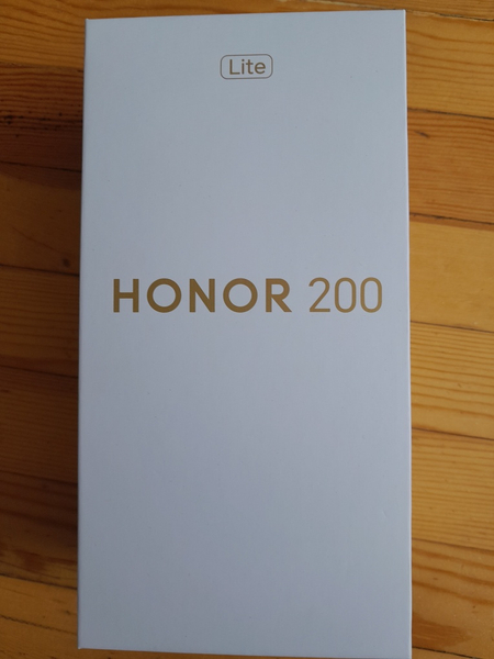 HONOR 200 Lite smartfoni

RAM: 8 GB

ROM: 256 GB

Rang: okean moviy

R