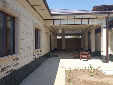 Продаётся дом в Чирчике
Продаётся частный #дом в Химпоселке. Жжёный ки
