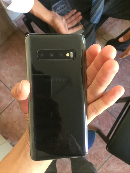 Samsung S10 230dolar