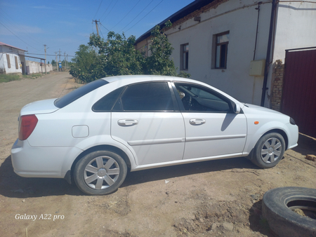 Lacetti gentra қылынған. 2005-жыл