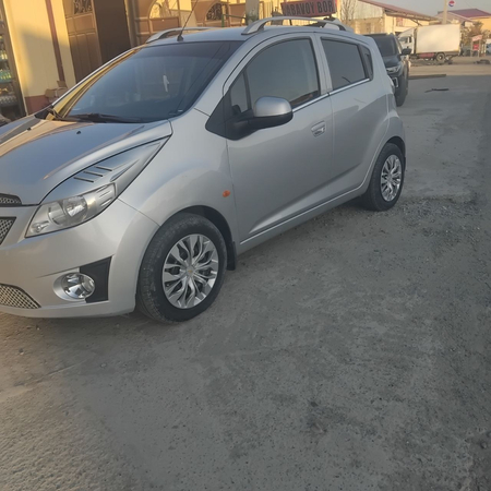 Chevrolet spark 2013