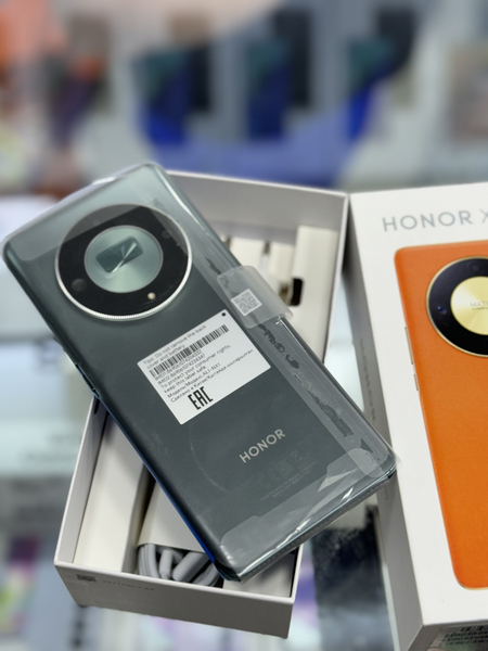 Honor x9b   va Honor x9a