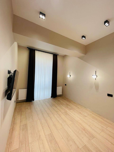 Продается 3х клинатеая квартира,ЖК Кипарис,ц4, 75м2,Юнусабад