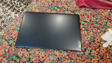 Lenovo ideapad 15  noutbuk tiniq srochna bonusiyam bor