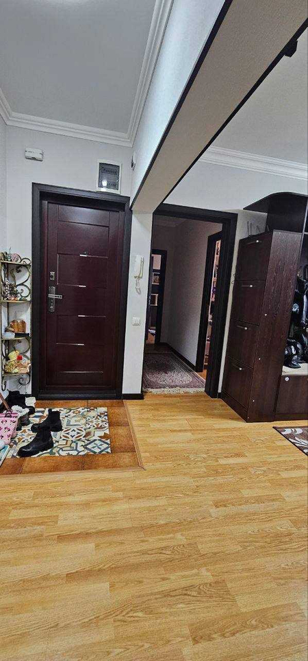 Продается квартира Яккасар-кий р ориен. Капиталбанк Ул Нукусская 5/9/9