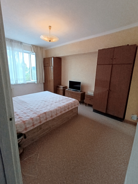 Продается квартира 3/4/4 на  Ц6 в среднем состоянии 71 кв м
