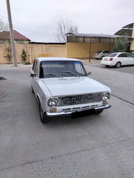 ВАЗ 21011 Жигули 011