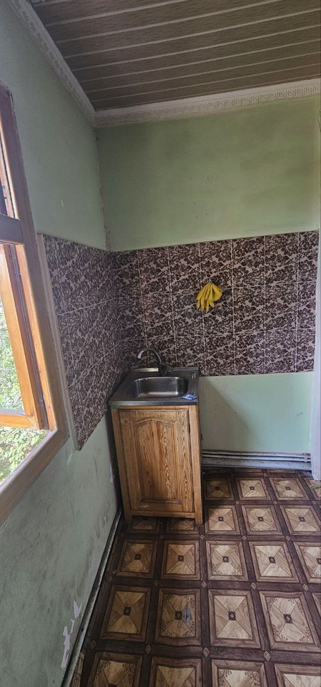 Продам чиланзар 19. Одна комнатная. Балкон 1,5*3