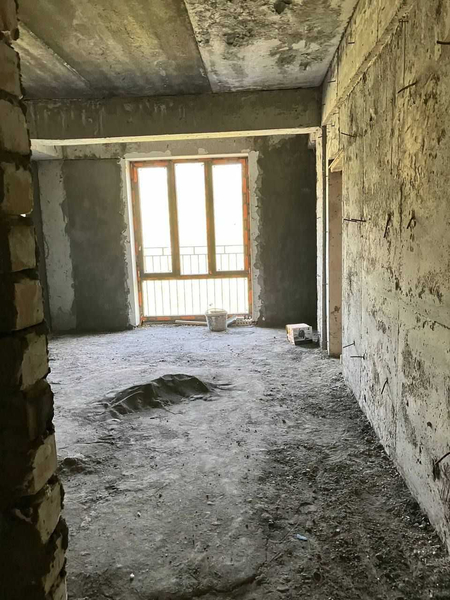 Продаётся 1 комнатная квартира в МирзоУлугбек в ЖК PalaZZo