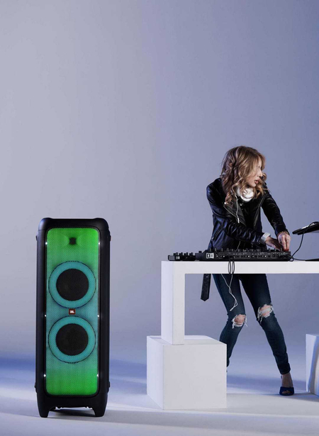 Портативная акустика 1100-ваттного JBL Partybox 1000