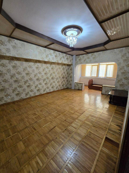 Продаётся квартира 3/3/9 85м2 ул.Шота Руставели ор-р бывший «Океан»