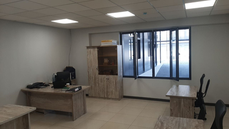 Офис в аренду в Бизнес центре