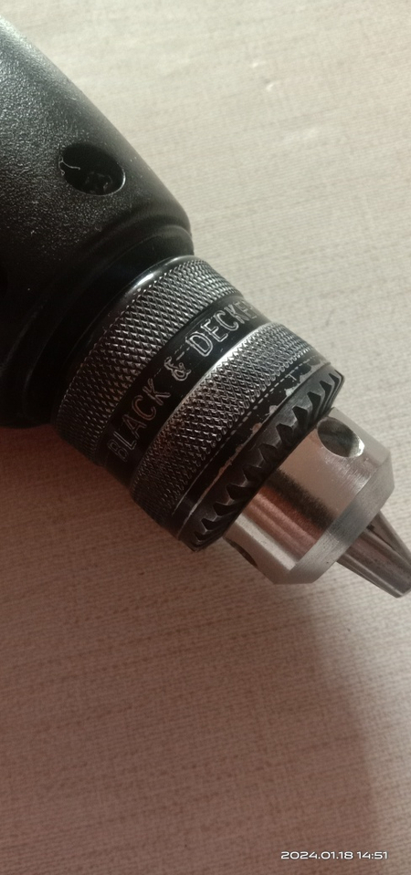 Дрель black and decker 6v