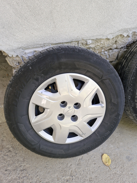 Srochno Rols Roys diskabalon R17  215/45 sotiladi