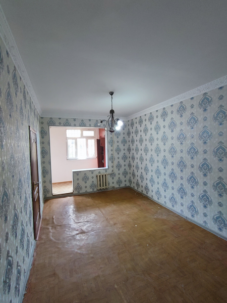 Спутник-17  2/3/4  Балкон 1,5*6 Срочна Сотаман. Кредитга ҳам берилади.