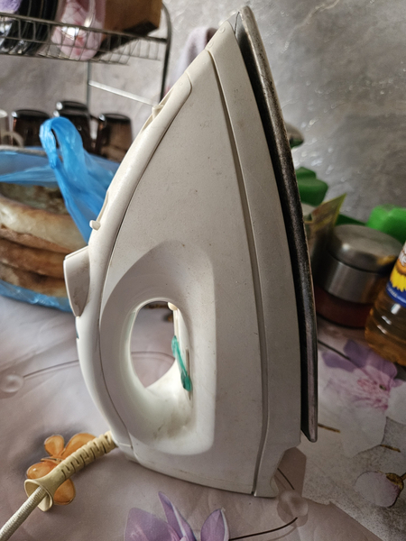 Утюг Saturn Россия