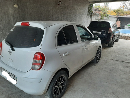 Nissan mikra год 2014 пробег 118000