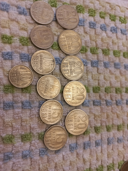 Продам монеты разные