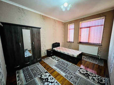 3 хонали 5-этажда жойлашган квартира ижарага берилади