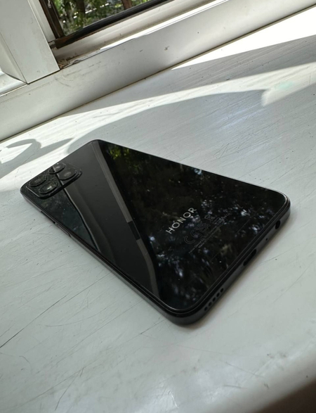 Продаётся Honor x8