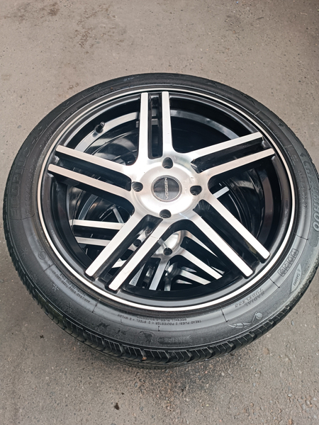 Vossen R 17 4/114 diska 215,45,17 baloni bn yumsho jentra lasetti ga