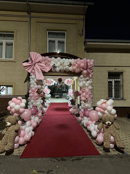 Оформление шарами Ташкент медведь Тедди аниматоры выписку из роддома