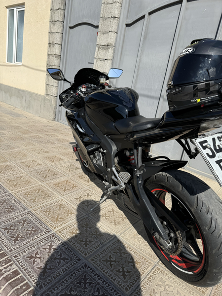 Мотоцикл Ямаха R 6