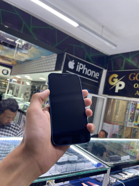 Iphone 12 LLA variyanti
