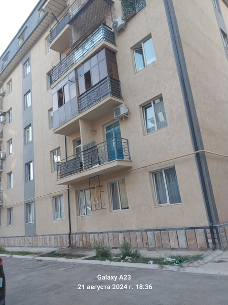 Продается 1комнатная Сергели 3 бекат