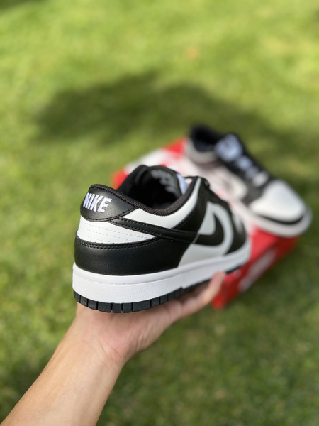 Nike Dunk Low Panda