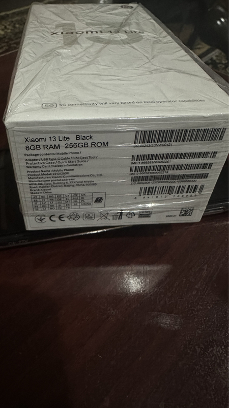 Xiaomi 13 lite 8 GB RAM 256GB ROM