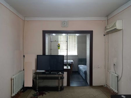3х комнатная 65кв.м. на 3 этаже Спутник-16 Роддом (87111)