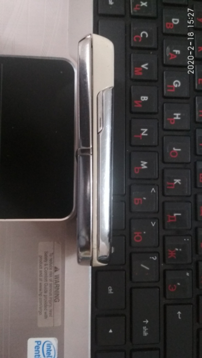 Nokia 8800 Sirocco/Сирокко Сильвер.