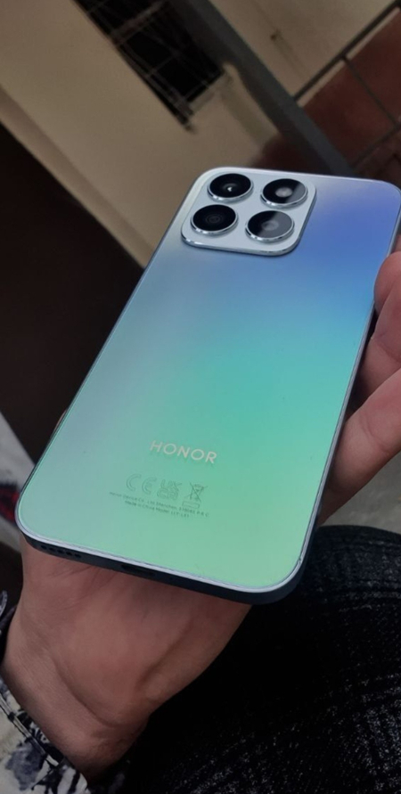 Honor X 8B 128 yaxshi xolatda