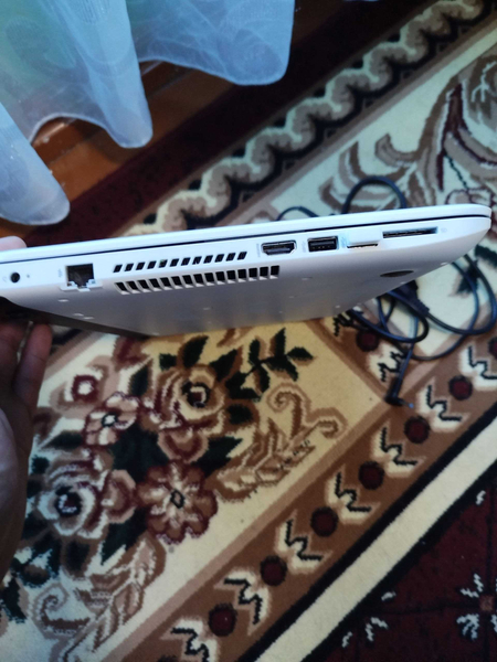 HP Pavilion i5-4210U