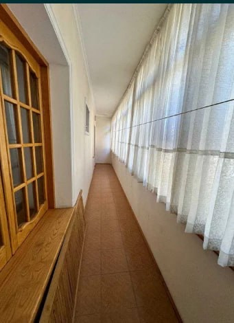 Кушбеги 4х комнатная 4 этаж не торец .Т. Площадь 98 ресторан кушбеги
