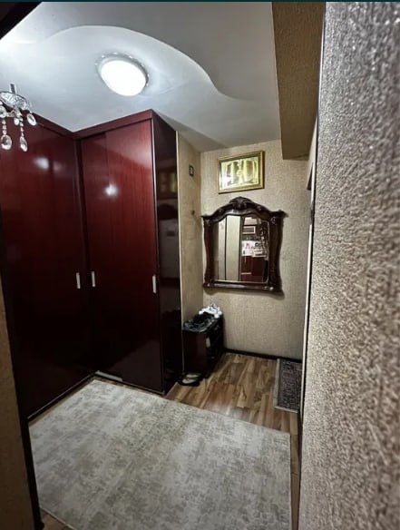 Осие улица .Т. +не трец 100 км рядом жк Казахстан