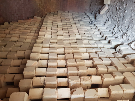Gisht zavot xarxil turdagii gishtlar yetqazip beramiz