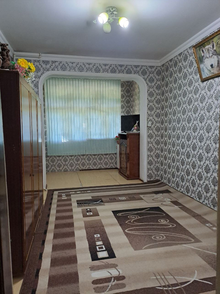 Продается 2 комнатная Чиланзар 2 Парк