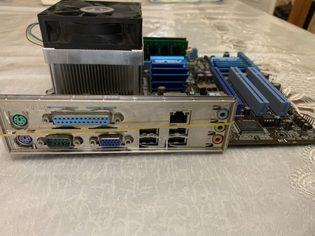 DDR 3 ASUS materinka tayyor