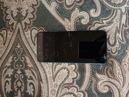 Telefon REDMI NOTE 11.  4/128G. Tez va arzon narxda sotiladi.