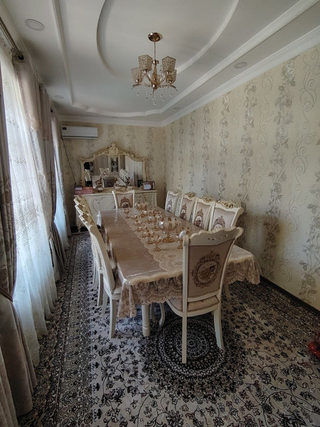 Продается дом в Юнусобадском районе.