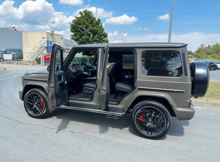 Mercedes Benz G63 AMG  2023