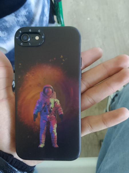 iPhone 8 holati yaxshi zur