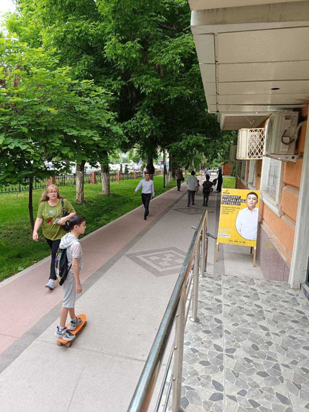 продается 2х комнатная под бизнес МЕТРО Буюк Ипак Йули