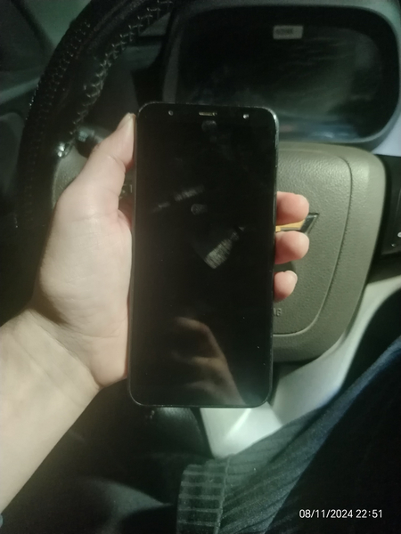Srocna sotiladi Samsung j6+